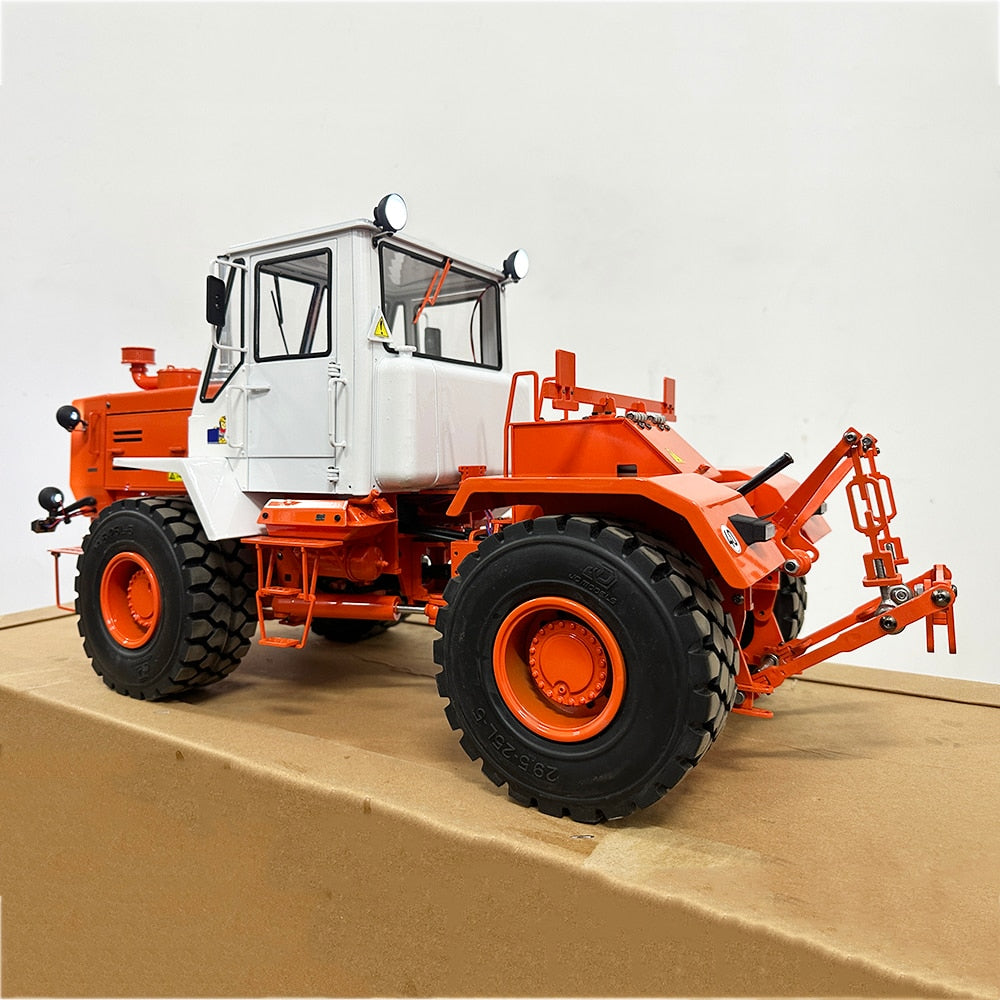 T150K 1/5 Wheeled RC Hydraulic Tractor Model Construction Machinery R ...