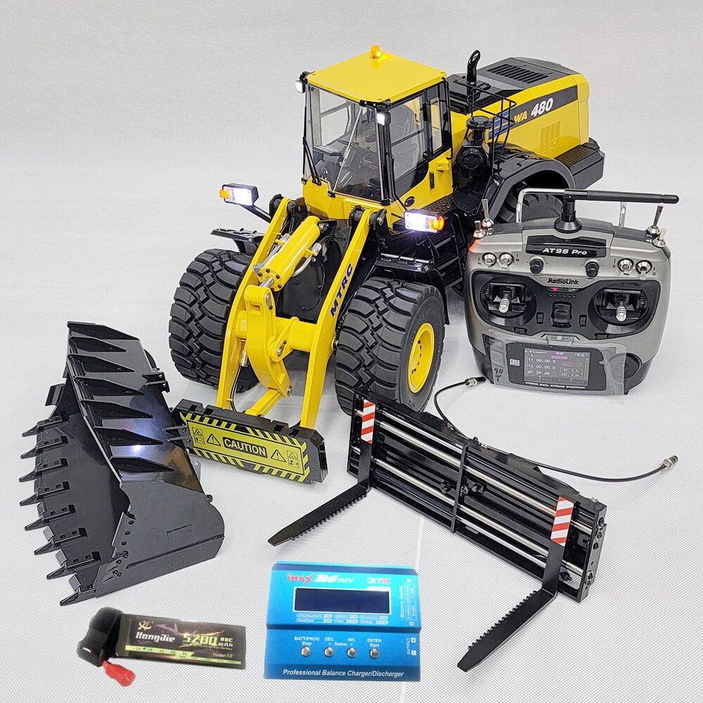 Komatsu 1/14 WA480 RC Hydraulic Loader Wheeled Metal Loader Model wit ...